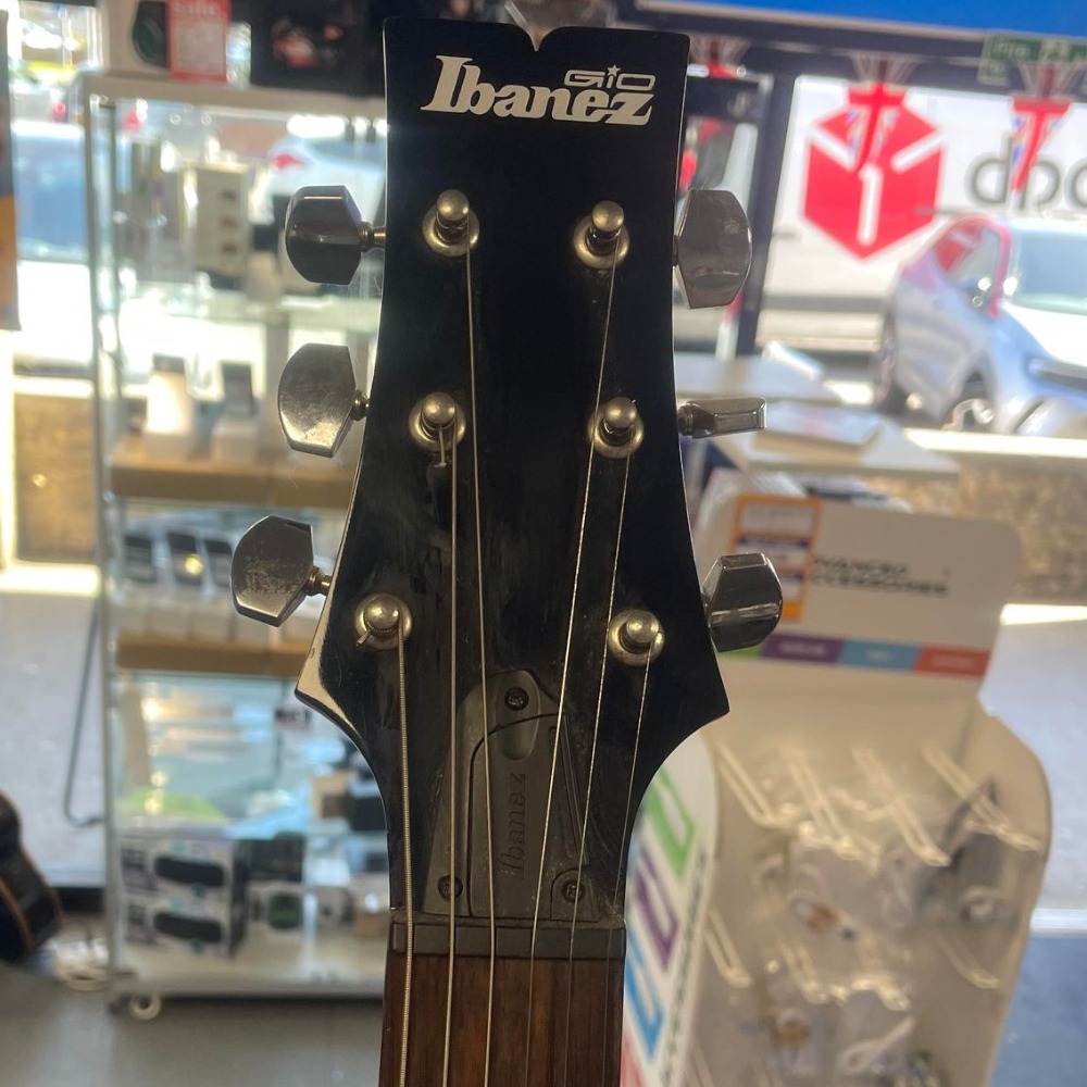 Pre-owned Ibanez GAX-30 Gio Electric Guitar - Own4Less